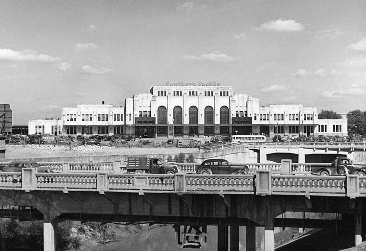 THE EMERGENCE AND DEVELOPMENT OF THE HOUSTON RAILWAY - houston-future.com